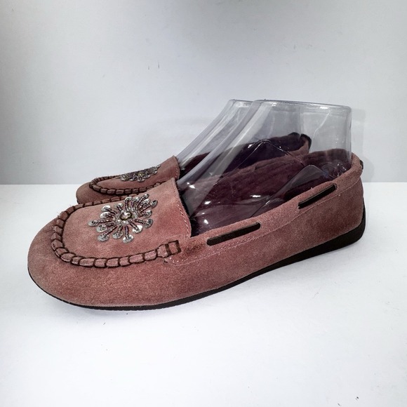 Xhilaration | Shoes | Xhilaration Cute Suede Dusty Rose Slip On ...
